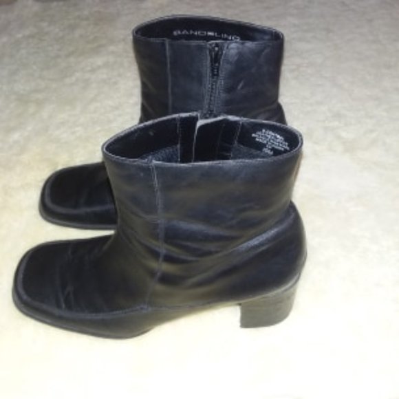 Bandolino | Shoes | Sz Bandolino Black Zip Leather Booties | Poshmark